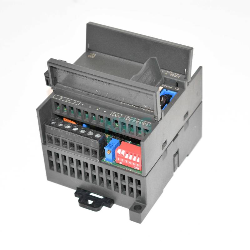 Siemens Simatic EM231 AI4 x 12Bit 6ES7231-0HC21-0XA0 6ES7 231-0HC21-0